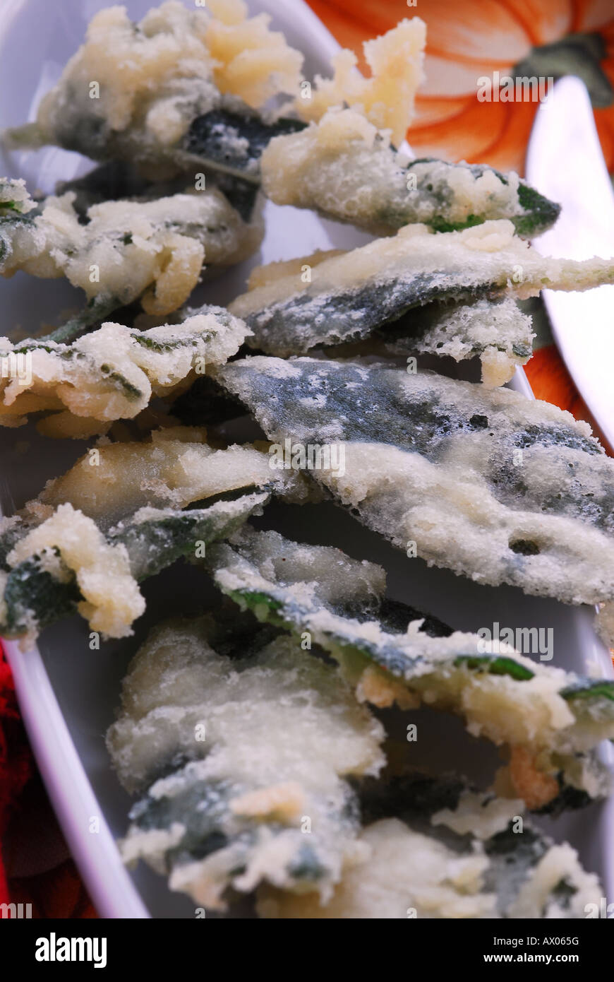 Culinaria comestible hi-res stock photography and images - Alamy