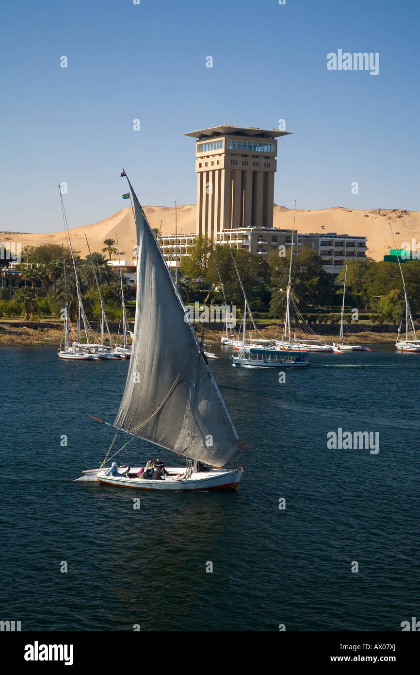 Felucca on nile aswan hi-res stock photography and images - Alamy