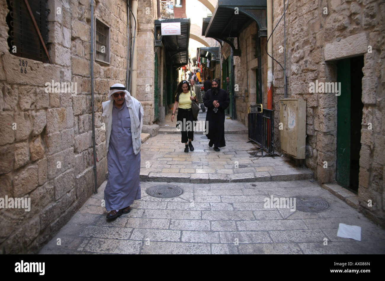 Shoppers at a market in the old city section of Jerusalem Stock Photo ...