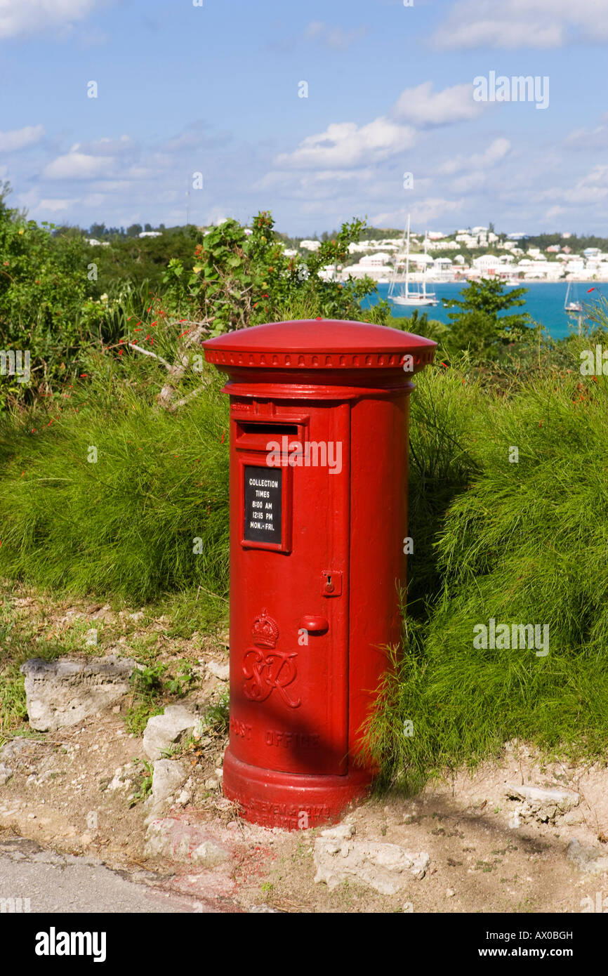 Bermuda, St George's Parish, English style post box Stock Photo - Alamy