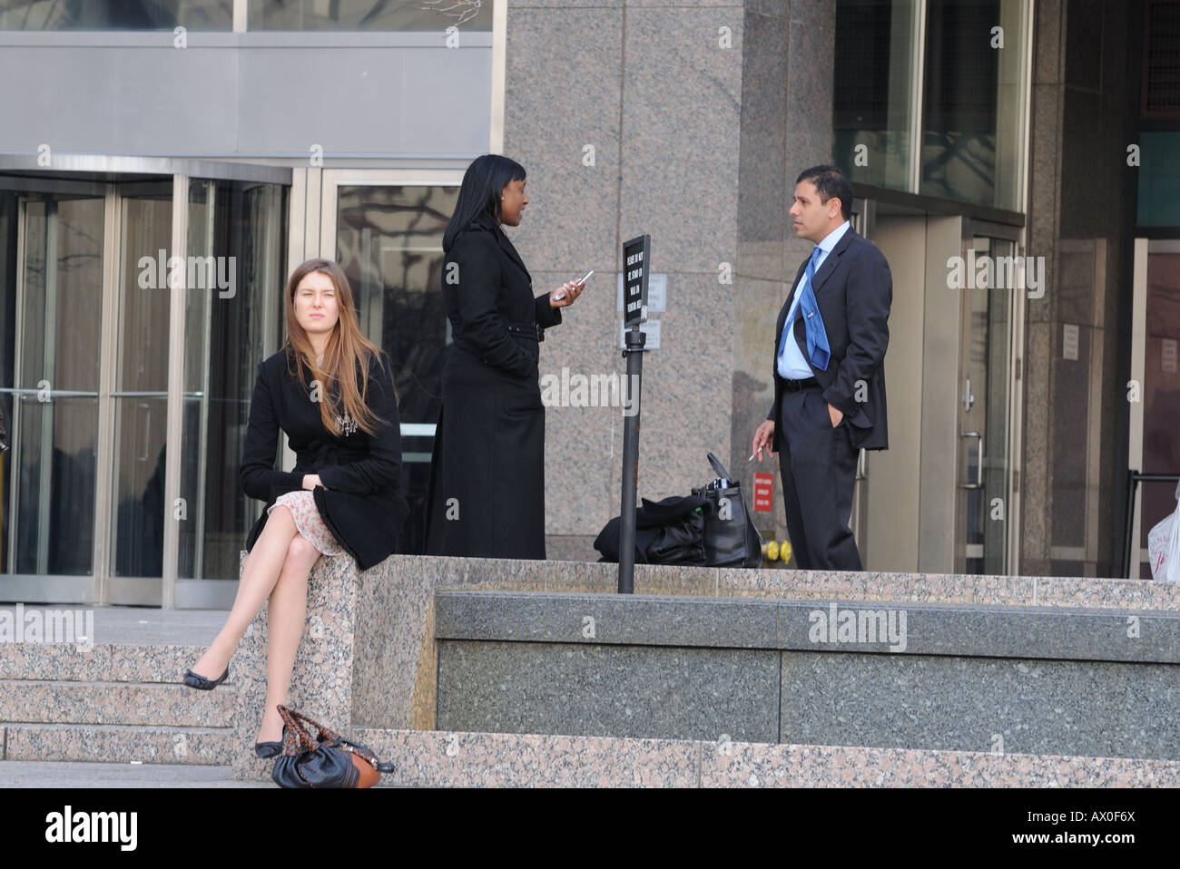 Office workers new york hi-res stock photography and images - Alamy