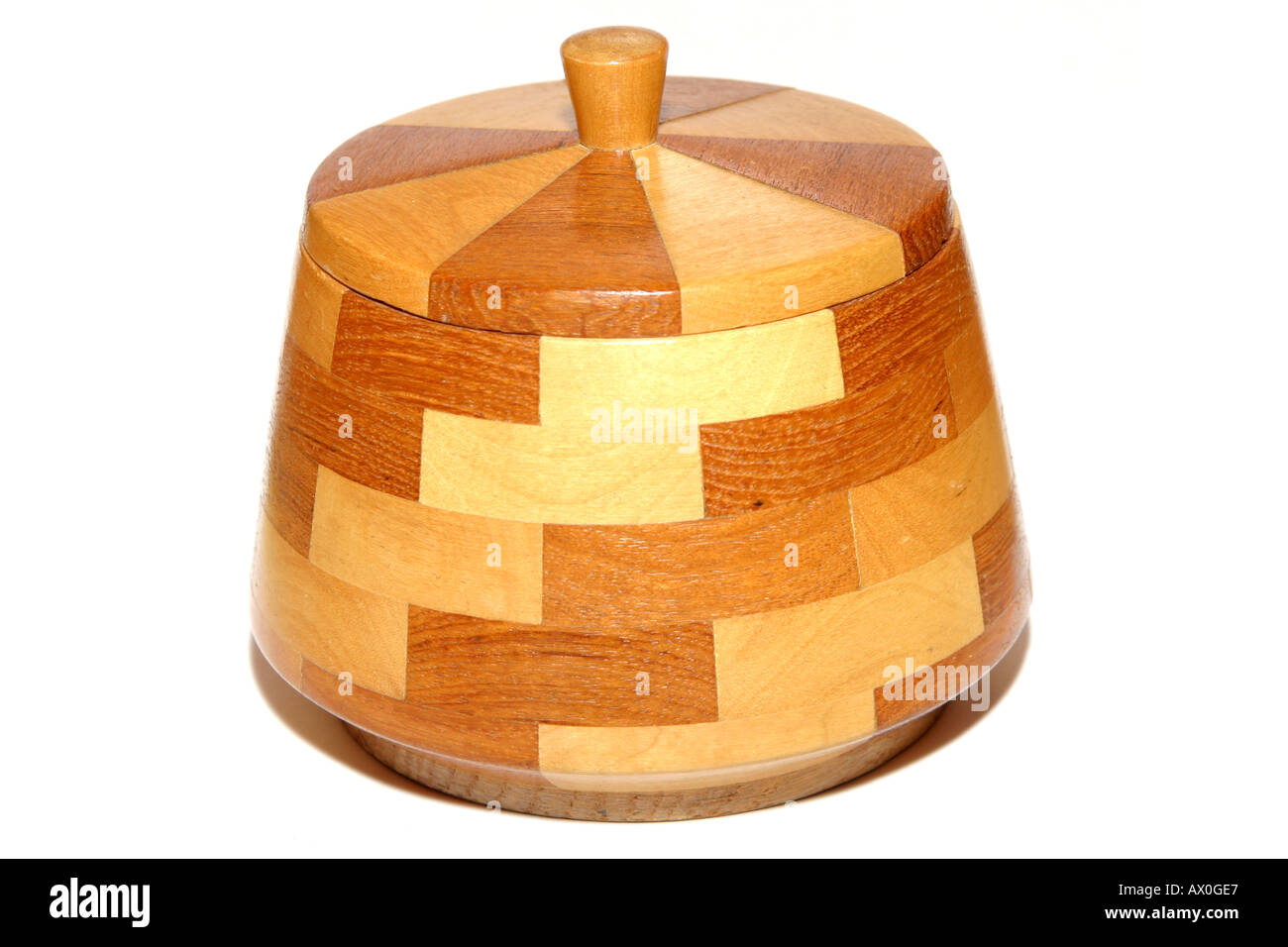 Round wooden box Stock Photo - Alamy