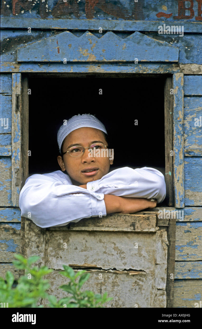 Koran student hi-res stock photography and images - Alamy