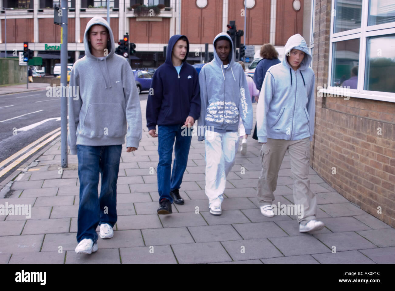 Youth london hoods hi-res stock photography and images - Alamy