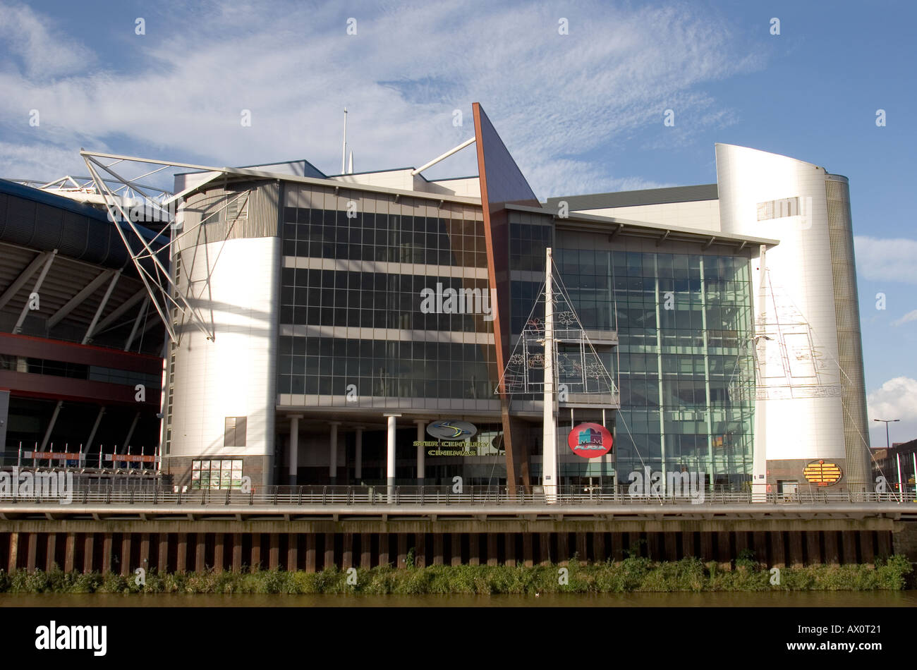 Welsh vue cinema hi-res stock photography and images - Alamy