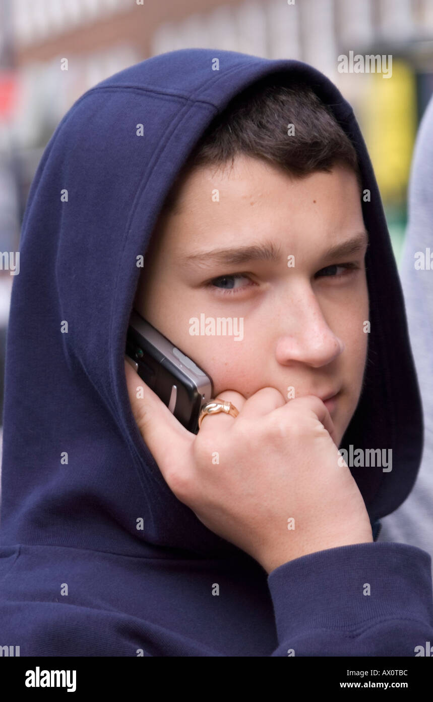 Youth london hoods hi-res stock photography and images - Alamy