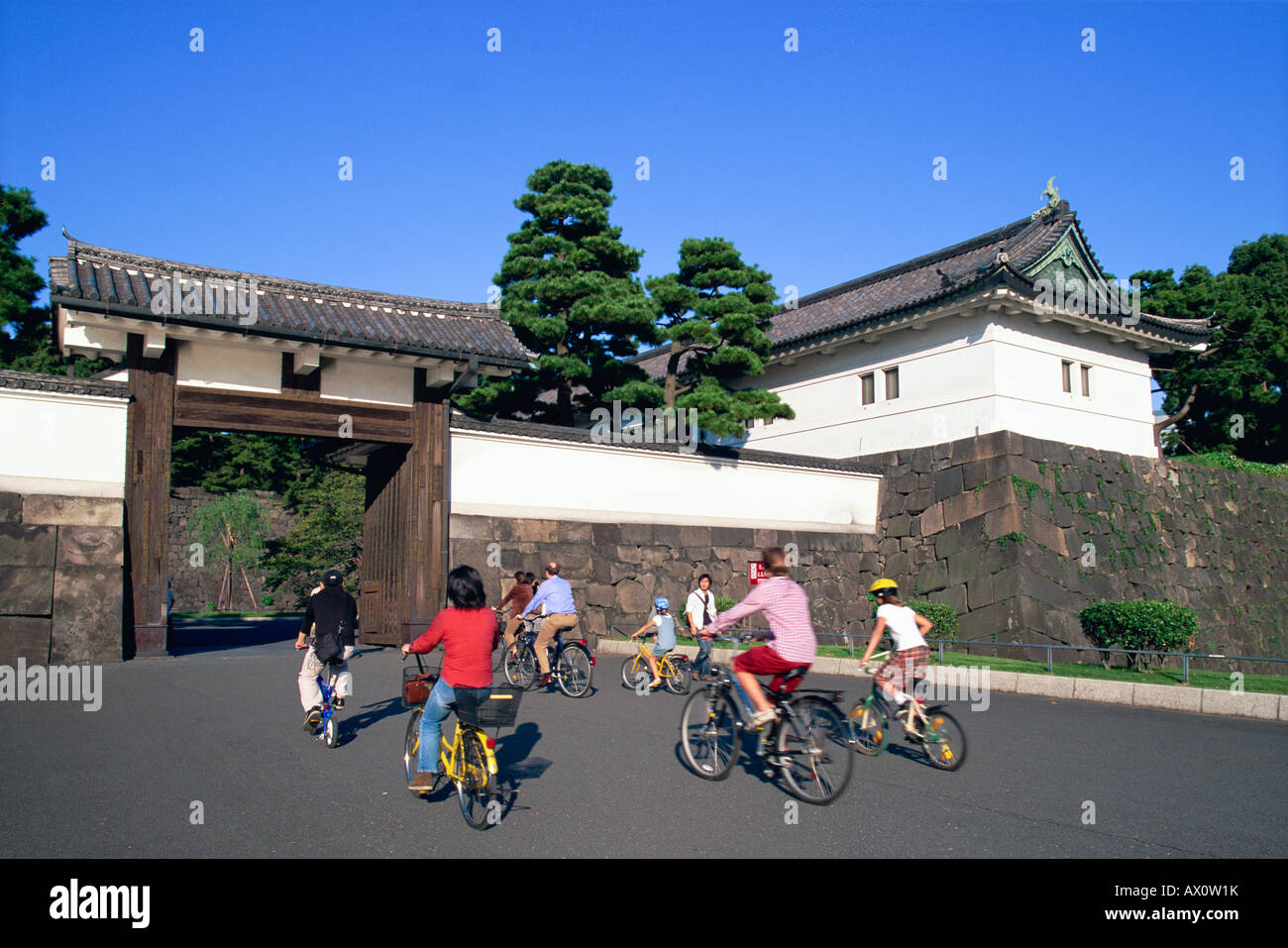 Japan, Honshu, Tokyo, Imperial Palace, Sakuradamon Gate Stock Photo - Alamy