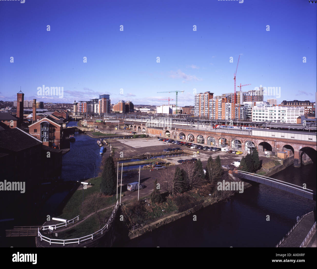 Leeds from above hi-res stock photography and images - Alamy