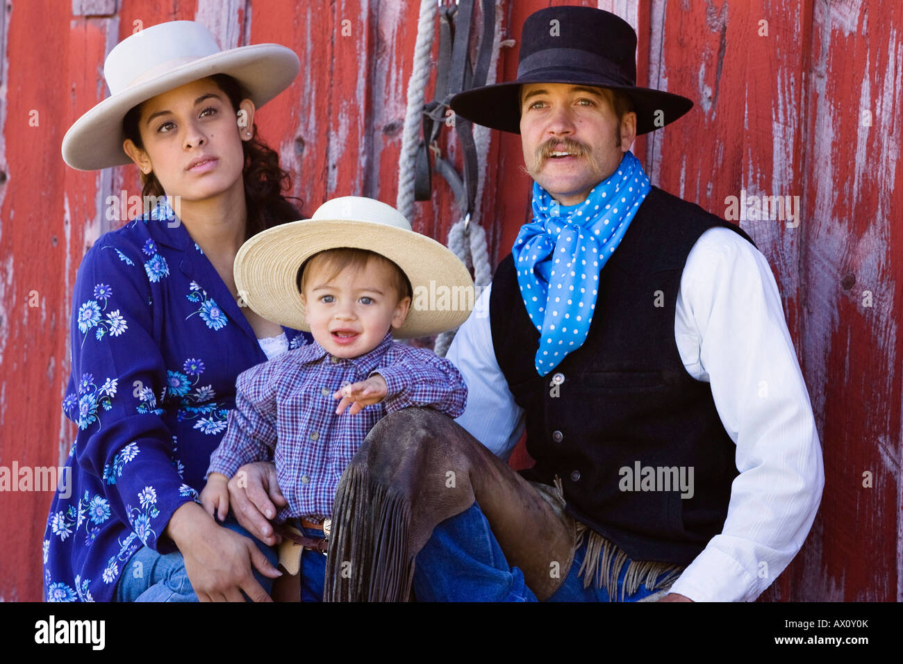 Father son cowboys hi-res stock photography and images - Alamy