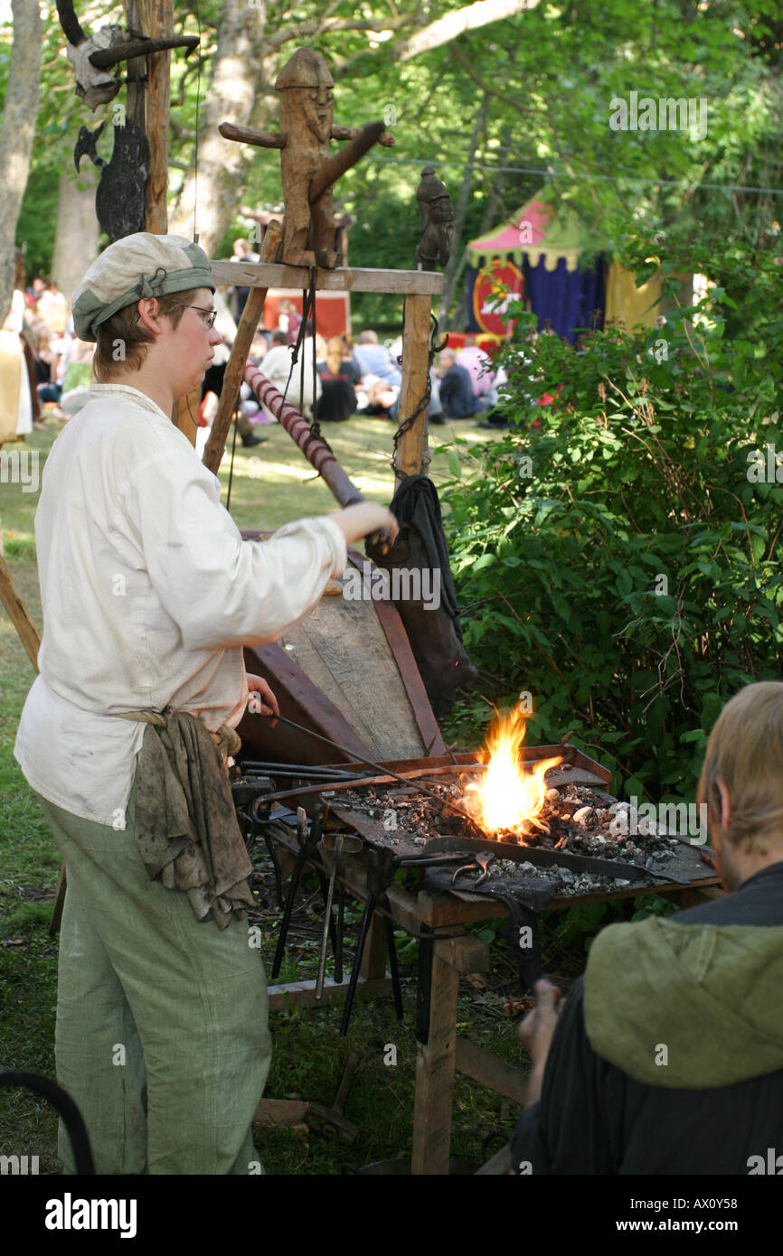 Medieval blacksmith hi-res stock photography and images - Alamy