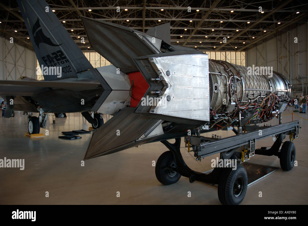 F 22 engine hi-res stock photography and images - Alamy