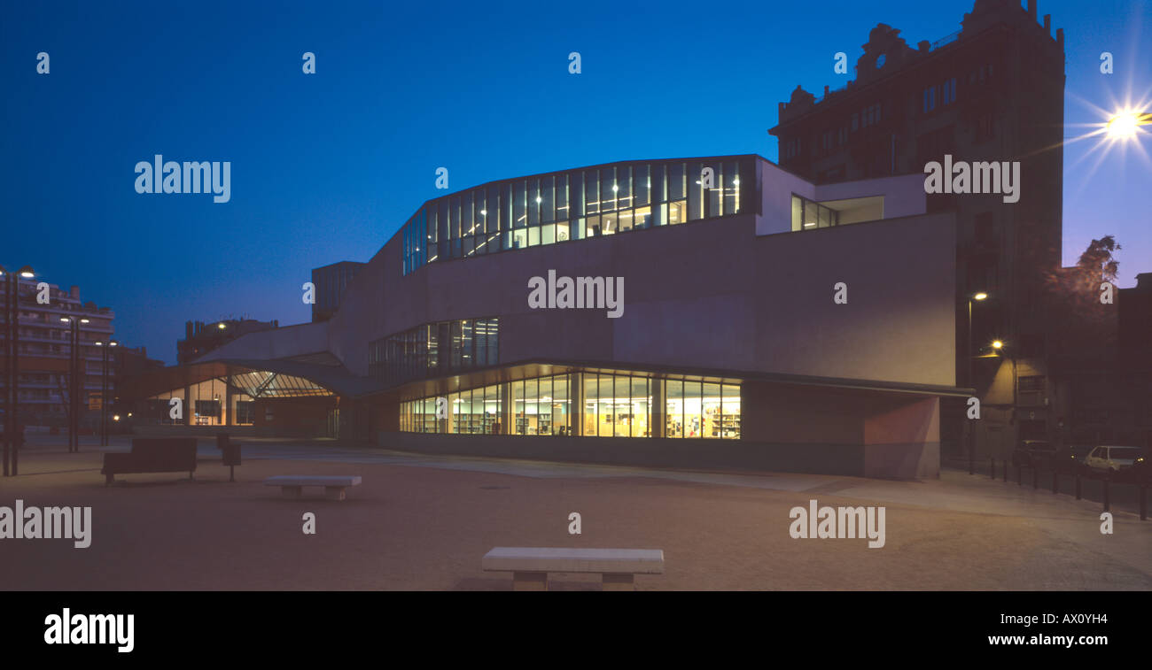 Plaza lesseps barcelona hi-res stock photography and images - Alamy