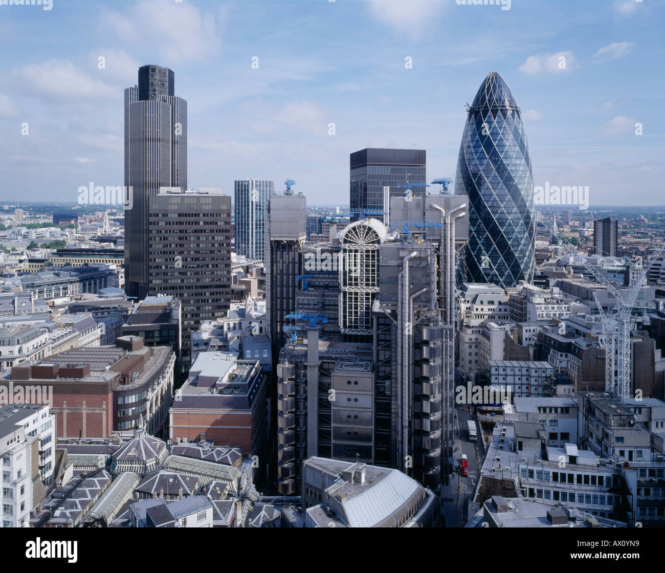 Triangle shape city hi-res stock photography and images - Alamy