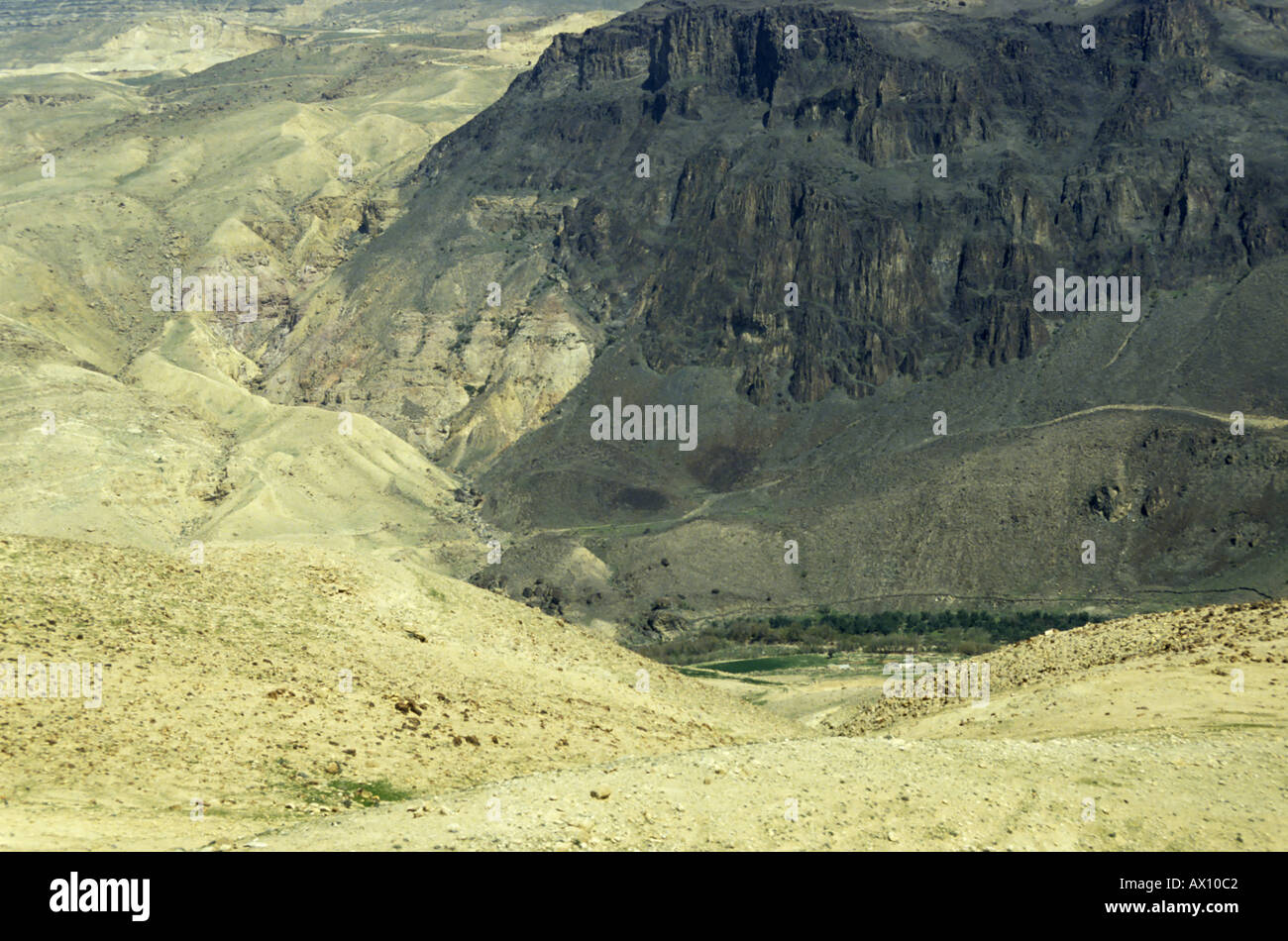 Jordan Between Tafila And Kerak Oasis In The Desert Stock Photo - Alamy