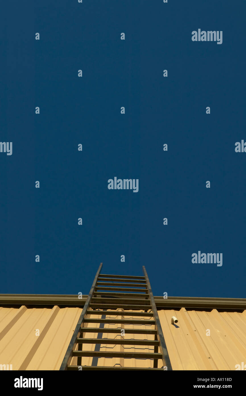 Industrialbuilding hi-res stock photography and images - Alamy