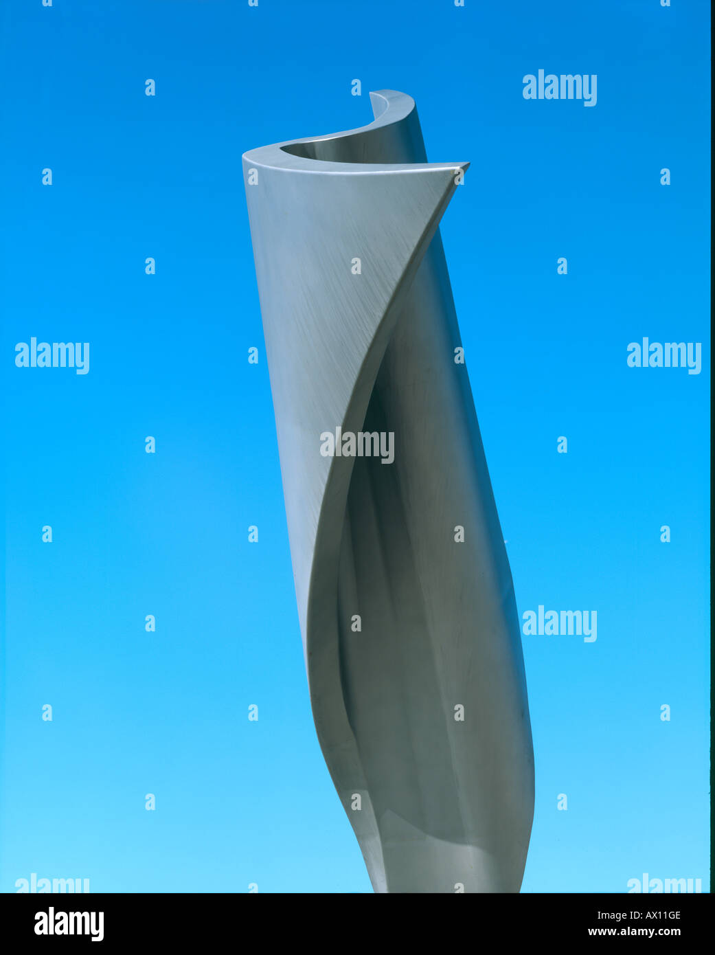 ROTATING WIND SHELTER, BLACKPOOL, UK Stock Photo - Alamy
