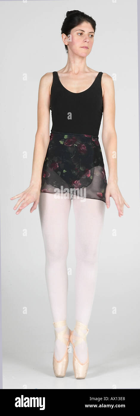 Ballet toes hi-res stock photography and images - Alamy
