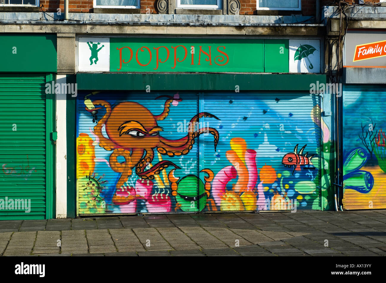 Bristol graffiti art Stock Photo - Alamy