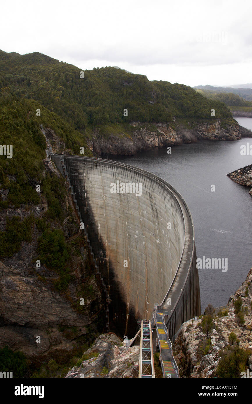 Gordon Dam located in the Tasmania high country Stock Photo - Alamy