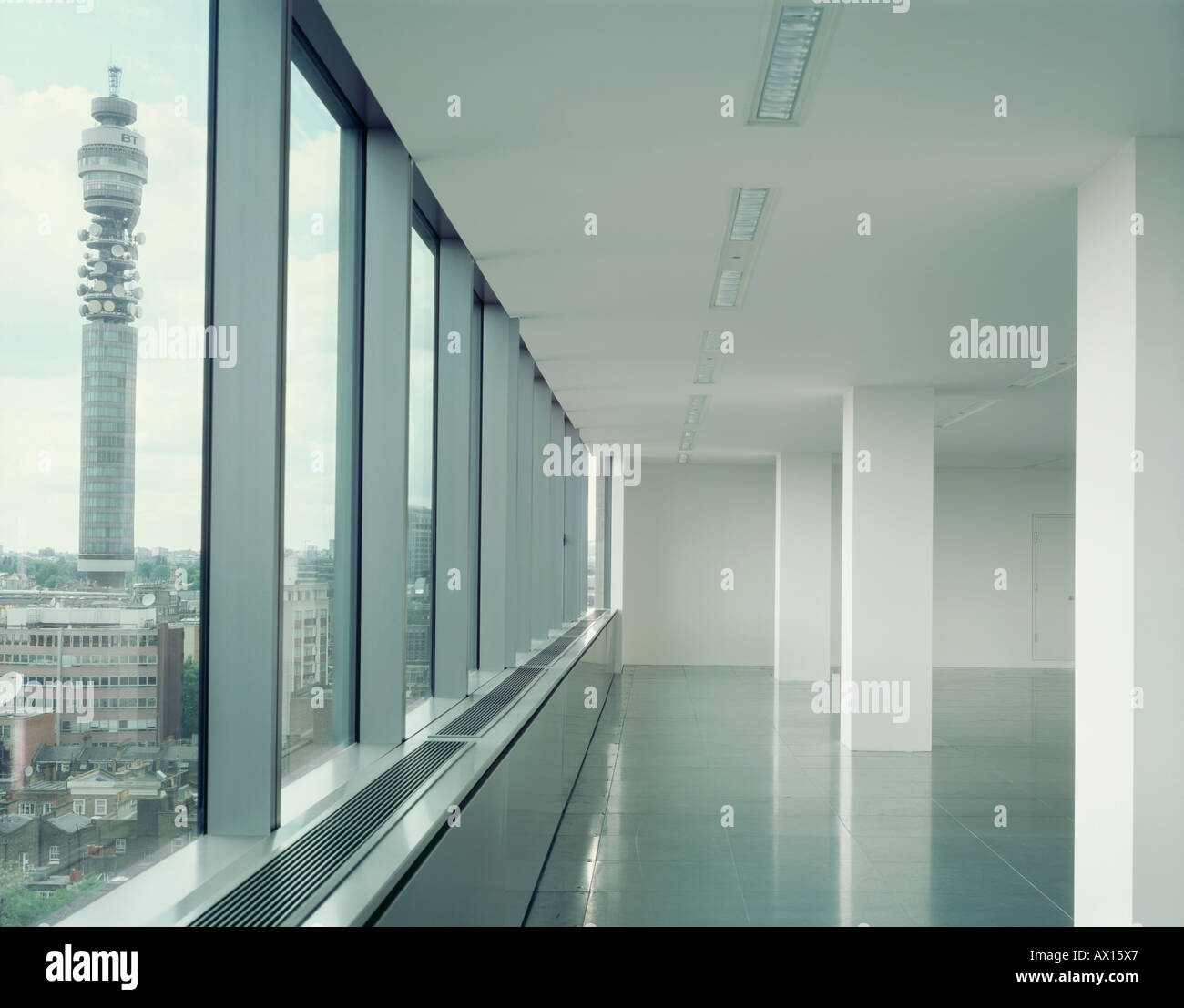 THE MET BUILDING, LONDON, UK Stock Photo - Alamy
