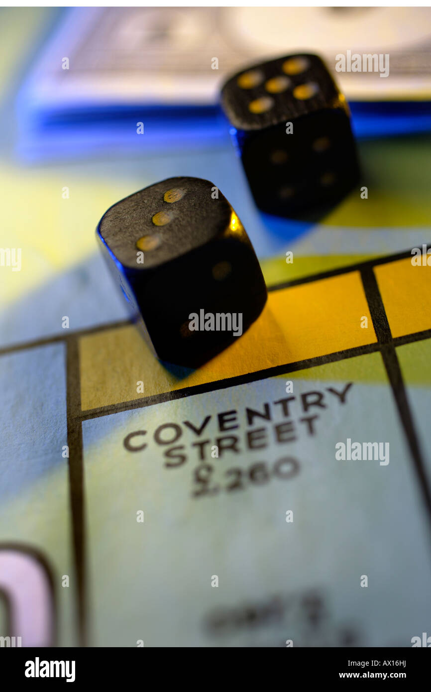 Vertical photo monopoly game board hi-res stock photography and images ...