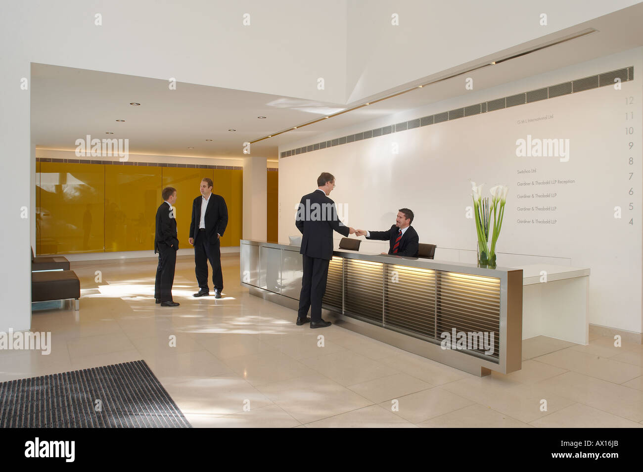 THE MET BUILDING, LONDON, UK Stock Photo - Alamy