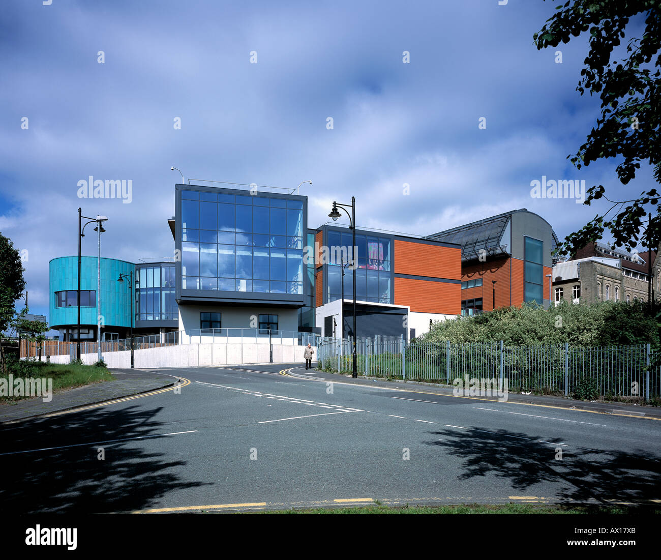 OLDHAM CENTRE FOR LEARNING, OLDHAM, UK Stock Photo - Alamy
