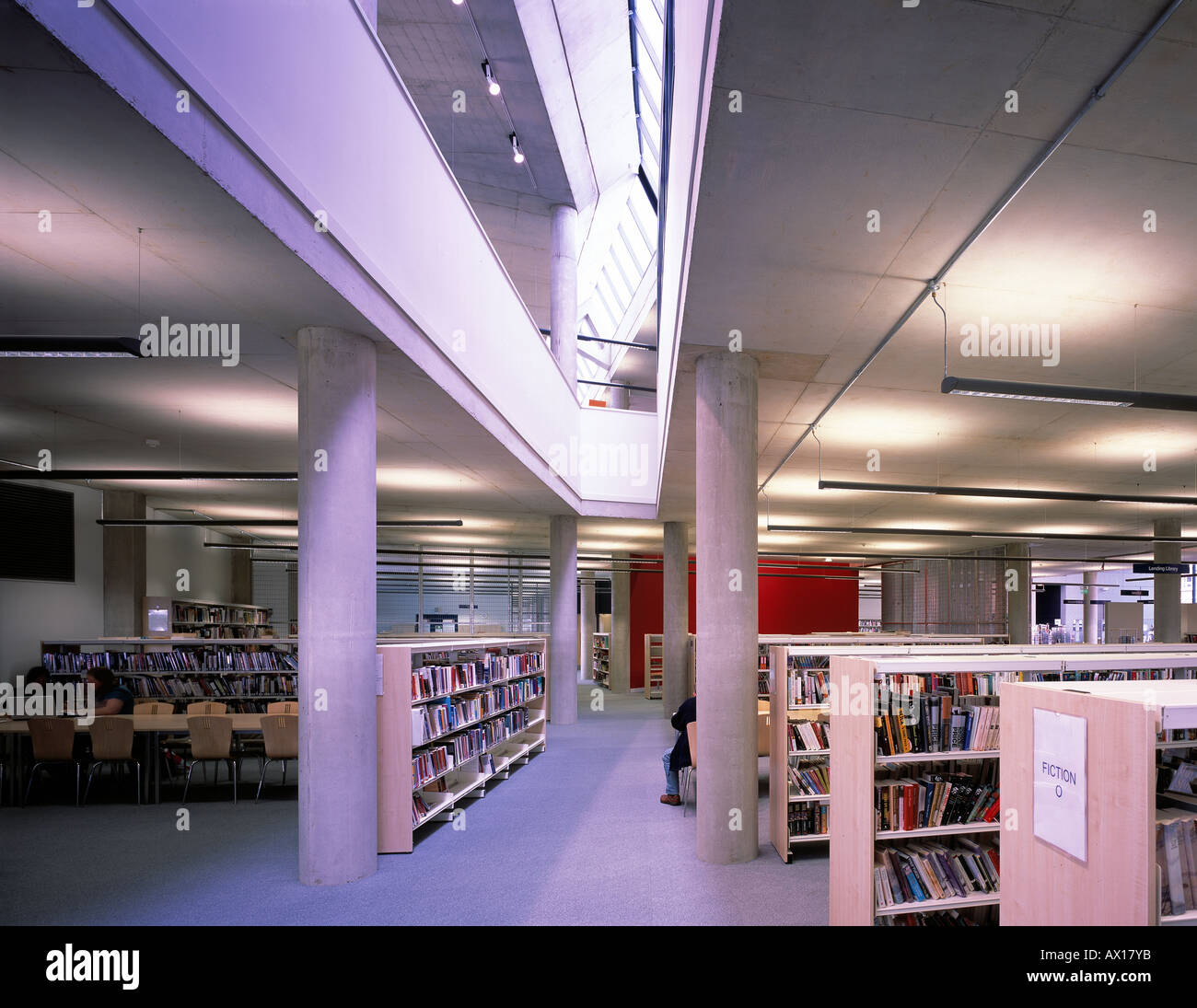 OLDHAM CENTRE FOR LEARNING, OLDHAM, UK Stock Photo - Alamy