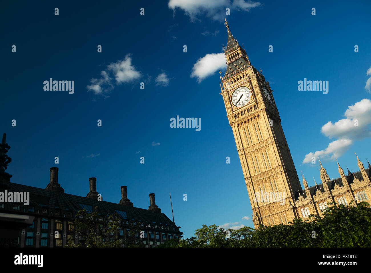 Bells of big ben hi-res stock photography and images - Alamy