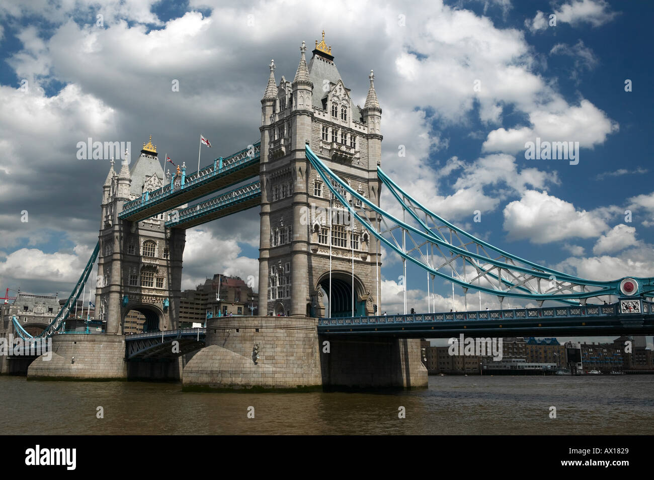 London bridge flag hi-res stock photography and images - Alamy