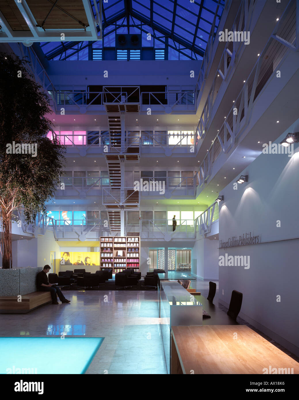 Harper collins office london uk hi-res stock photography and images - Alamy