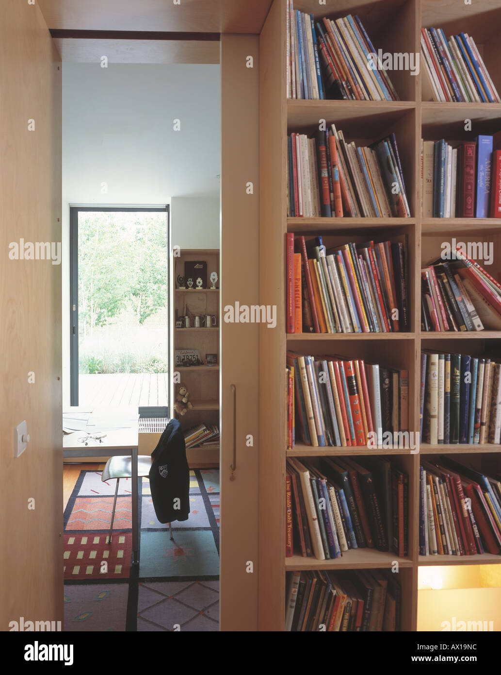 Live work development stamford brook hi-res stock photography and ...