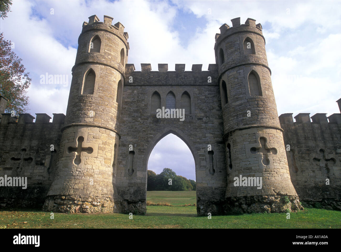 Sham castle, bath hi-res stock photography and images - Alamy