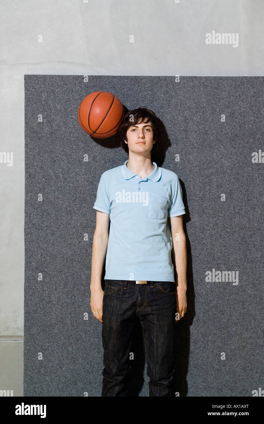 Basketball head hi-res stock photography and images - Alamy