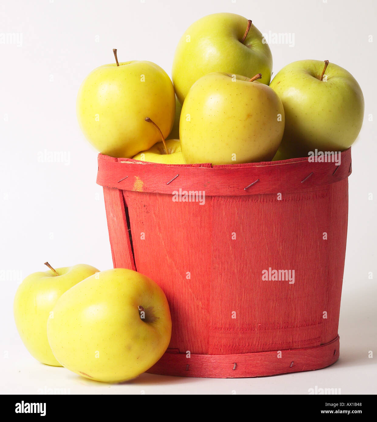 Bushel hi-res stock photography and images - Alamy