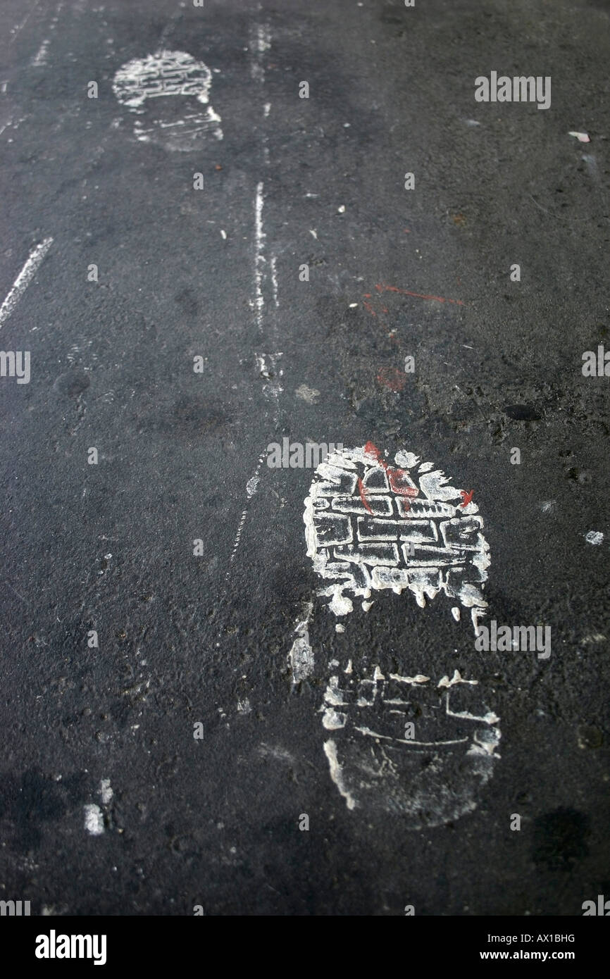 Footprint in paint hi-res stock photography and images - Alamy