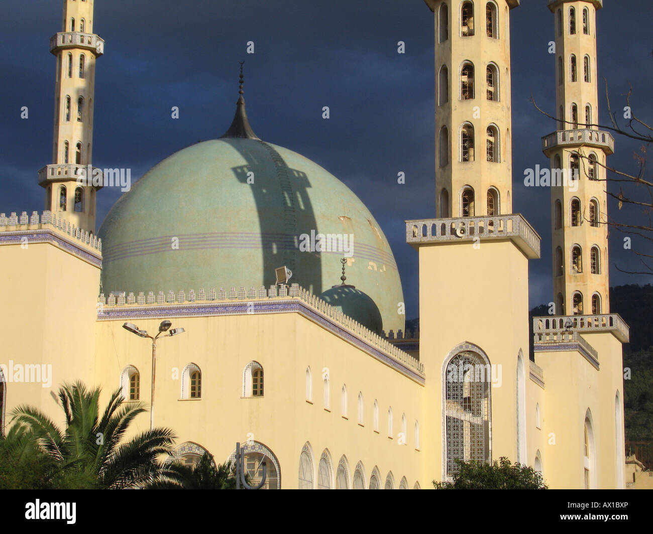 Al kawthar mosque hi-res stock photography and images - Alamy