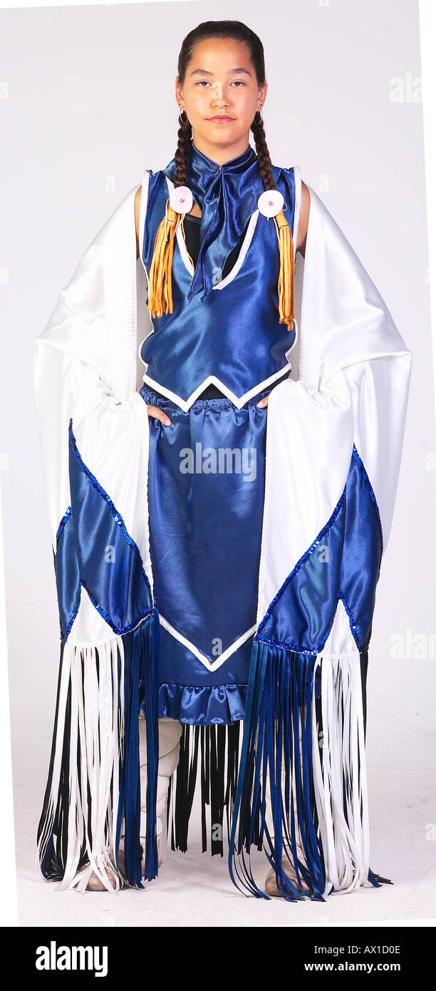 What Is The Traditional Dress In Canada at Travis Dexter blog