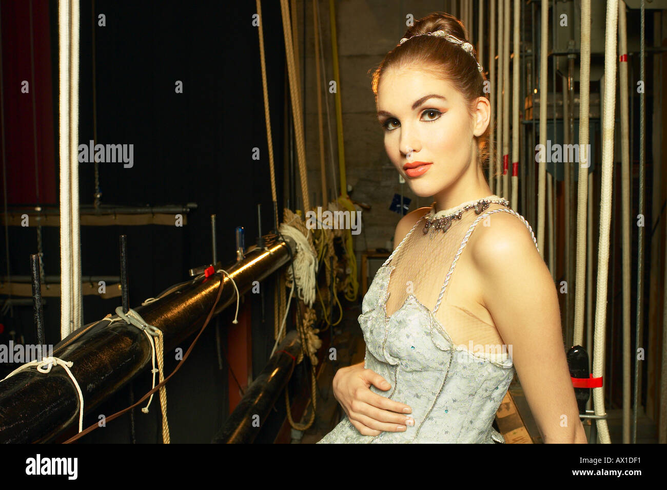 Dancer waiting backstage hi-res stock photography and images - Alamy