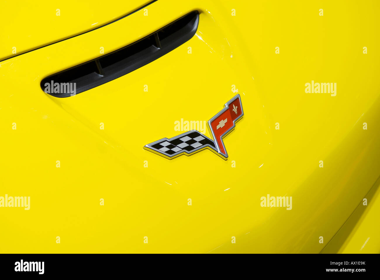 Chevrolet corvette logo hi-res stock photography and images - Alamy