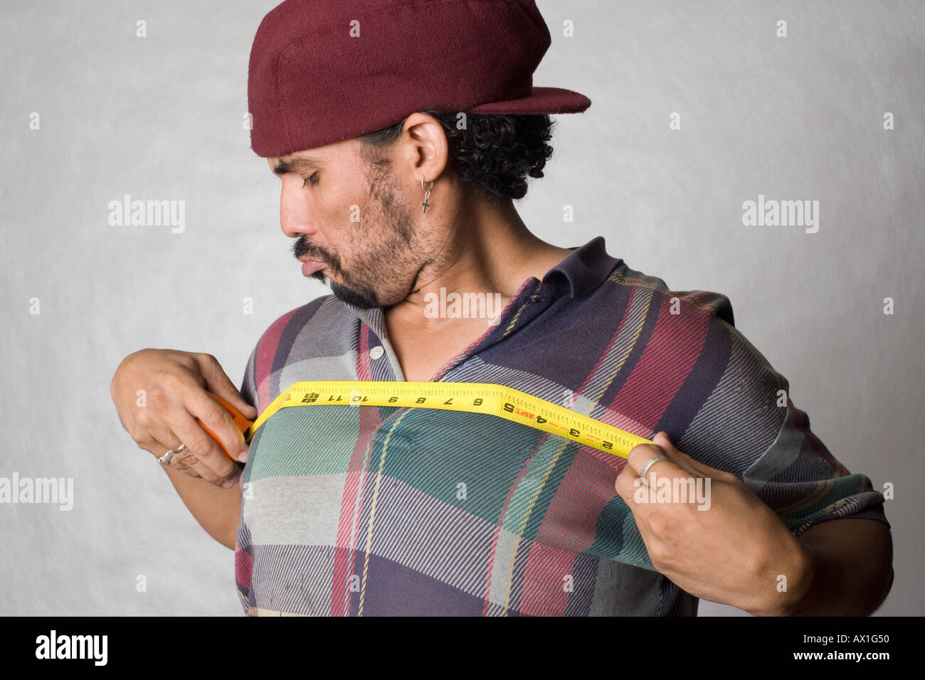 Sole measuring hi-res stock photography and images - Alamy