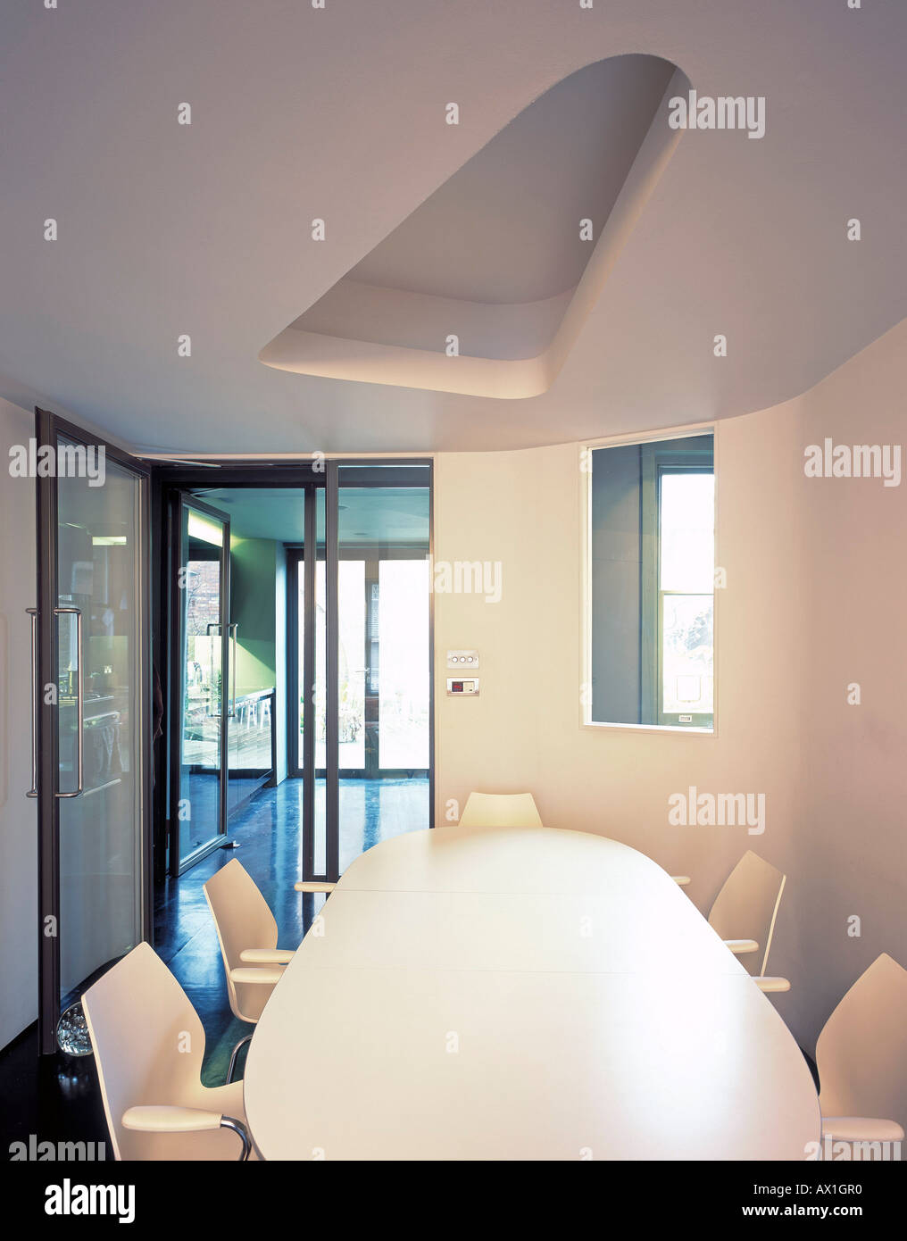 HOUSE ON LOWER MARSH, LONDON, UK Stock Photo - Alamy