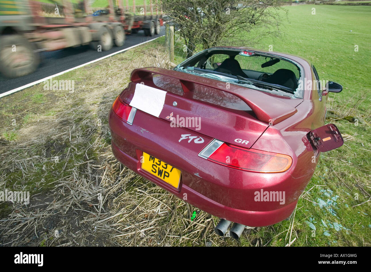 Lorry car accident uk hi-res stock photography and images - Alamy