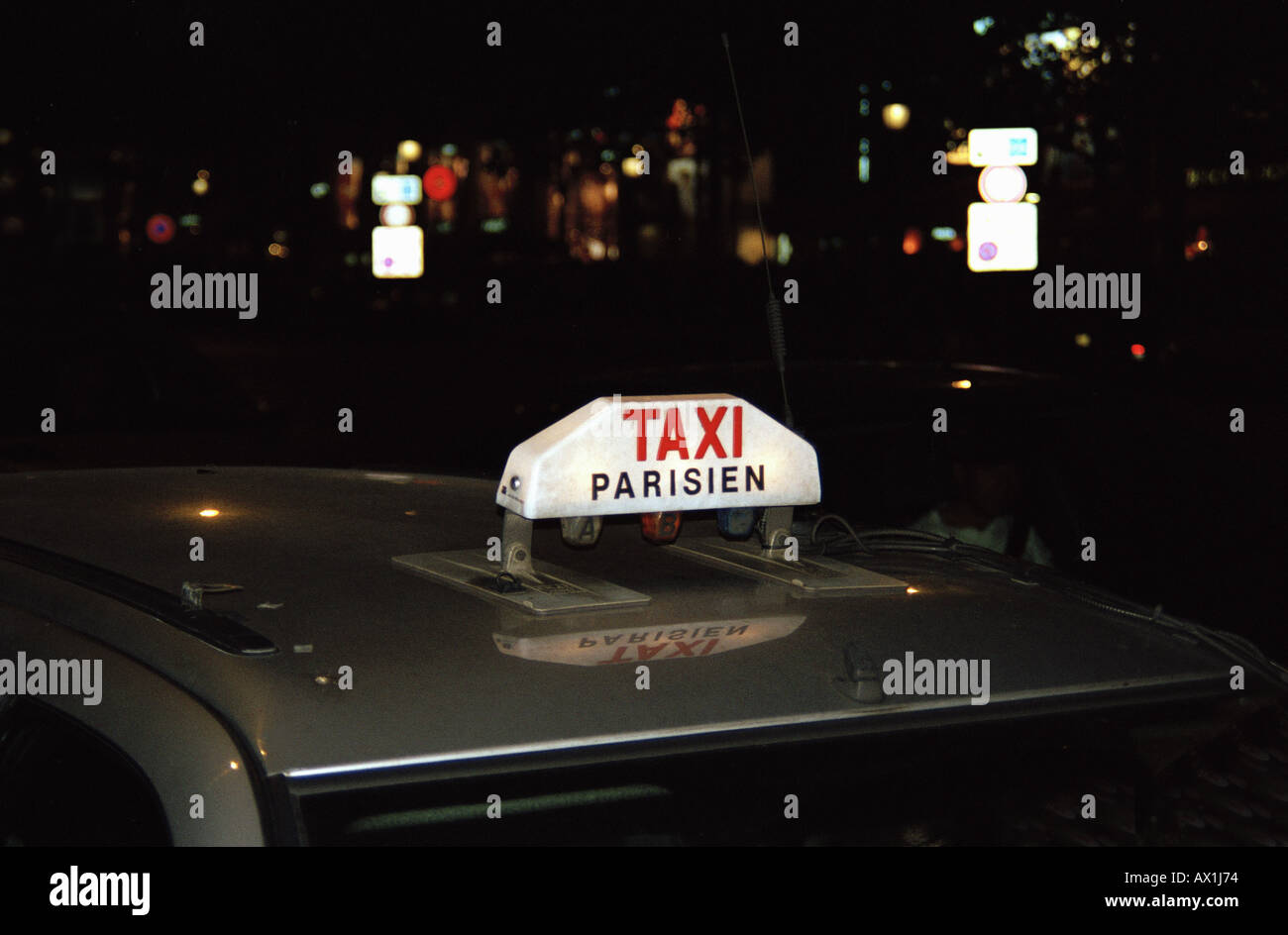 Taxi paris hi-res stock photography and images - Alamy