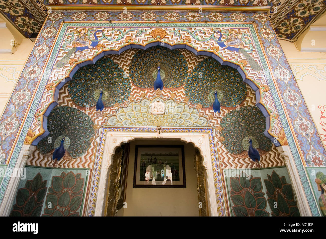 peacock gate at city palace jaipur Stock Photo - Alamy