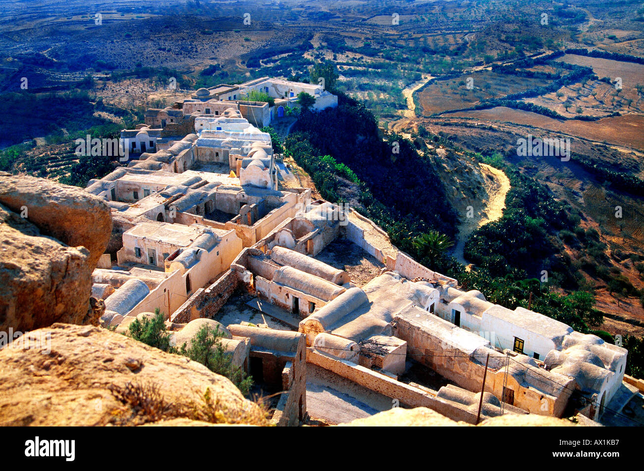 Takrouna village hi-res stock photography and images - Alamy