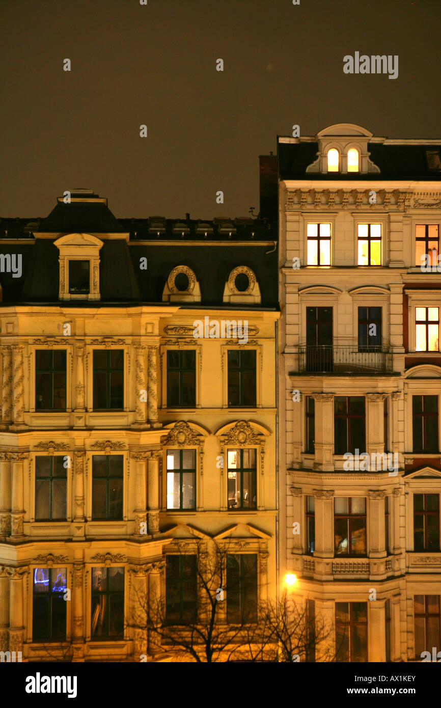 house during the night in the Schönhauser Allee Stock Photo - Alamy