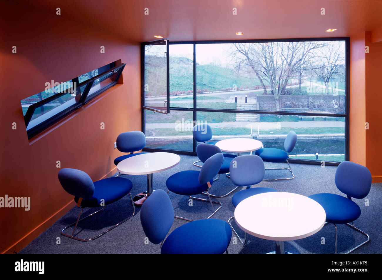 QUEEN MARY GRADUATE FACILITY - LOCK KEEPER’S COTTAGE, LONDON, UK Stock ...