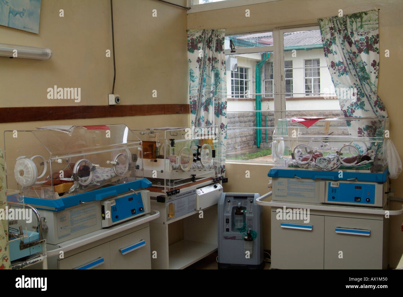 Special care baby unit Stock Photo - Alamy