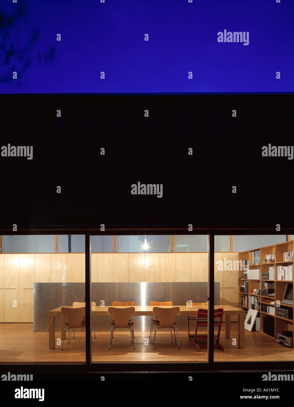 Japan house engawa hi-res stock photography and images - Alamy